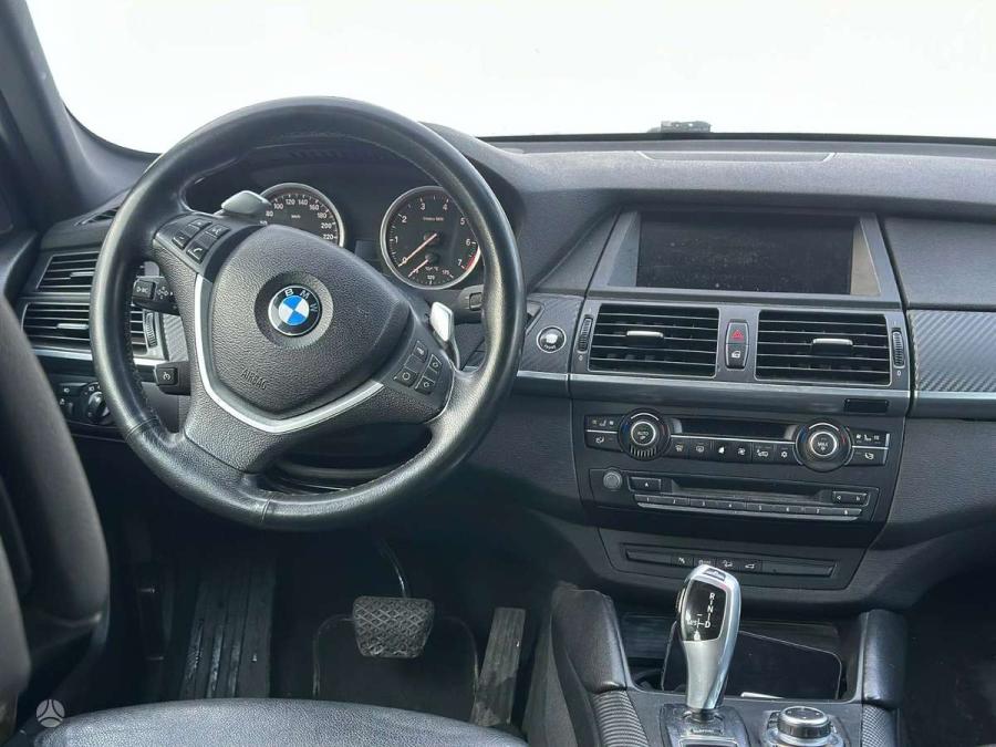 BMW X6 2011 in Vilnius, with an engine capacity of 4.40 L and mileage of 340 thousand km for 6200 €, photo 18 on AUTOMOTO.COM.LV
