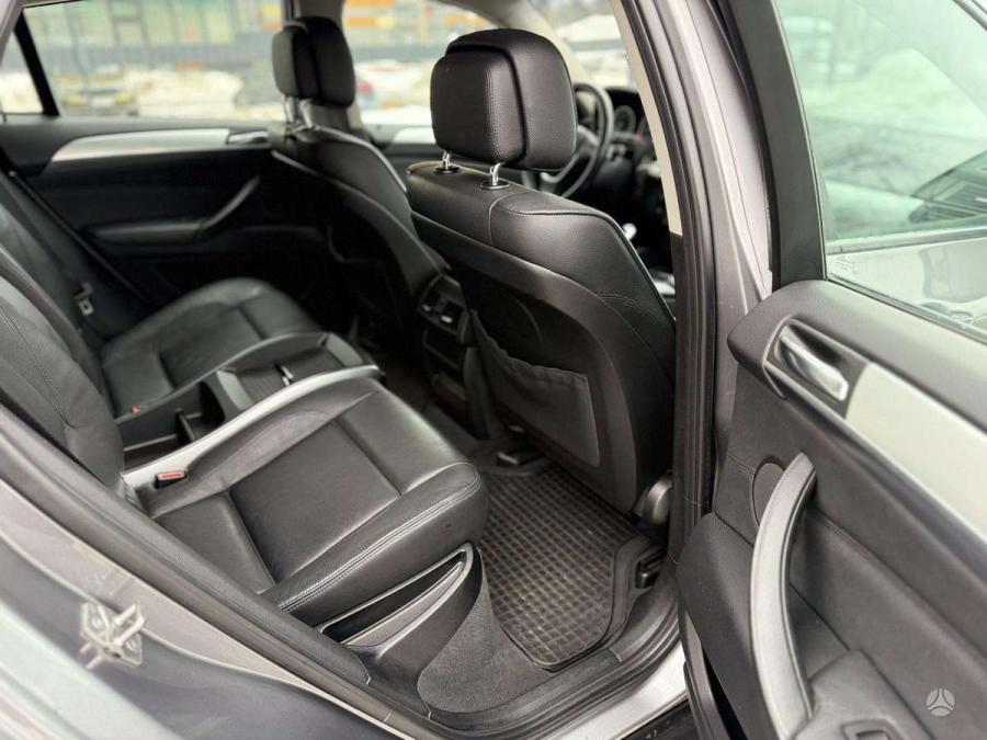 BMW X6 2012 Viļņa, ar dzinēja tilpumu 2.99 L un nobraukumu 268 tūkst. km par 11550 €, foto 21 vietnē AUTOMOTO.COM.LV