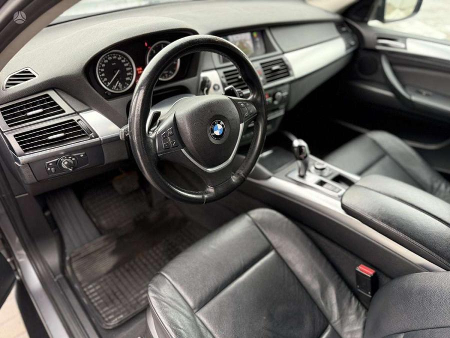 BMW X6 2012 in Vilnius, with an engine capacity of 2.99 L and mileage of 268 thousand km for 11550 €, photo 16 on AUTOMOTO.COM.LV