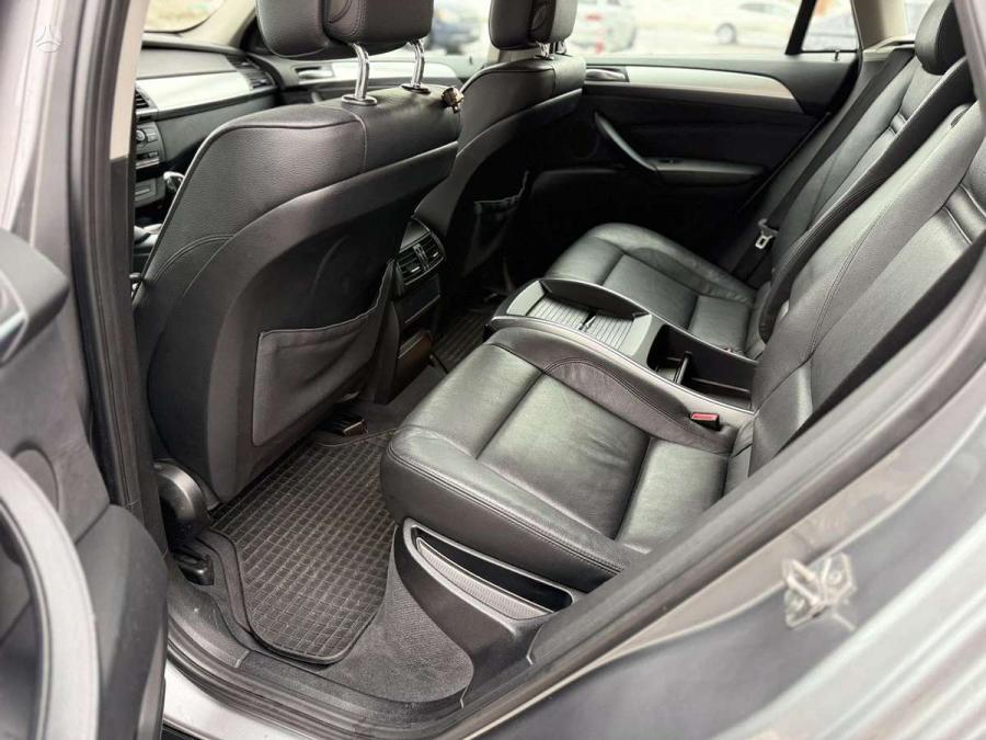 BMW X6 2012 in Vilnius, with an engine capacity of 2.99 L and mileage of 268 thousand km for 11550 €, photo 22 on AUTOMOTO.COM.LV