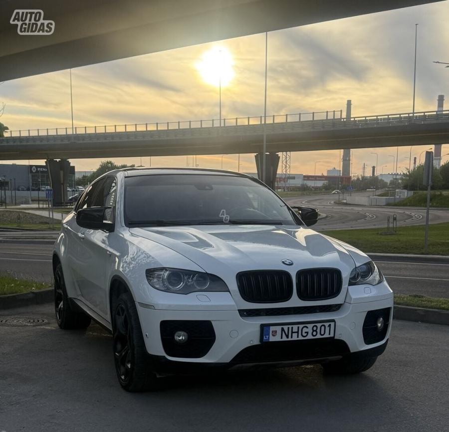 BMW X6 2012 in Klaipeda, with an engine capacity of 4.40 L and mileage of 340 thousand km for 11000 €, photo 1 on AUTOMOTO.COM.LV