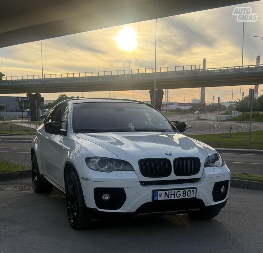 BMW X6 2012 in Klaipeda, with an engine capacity of 4.40 L and mileage of 340 thousand km for 10200 €, photo 1 on AUTOMOTO.COM.LV