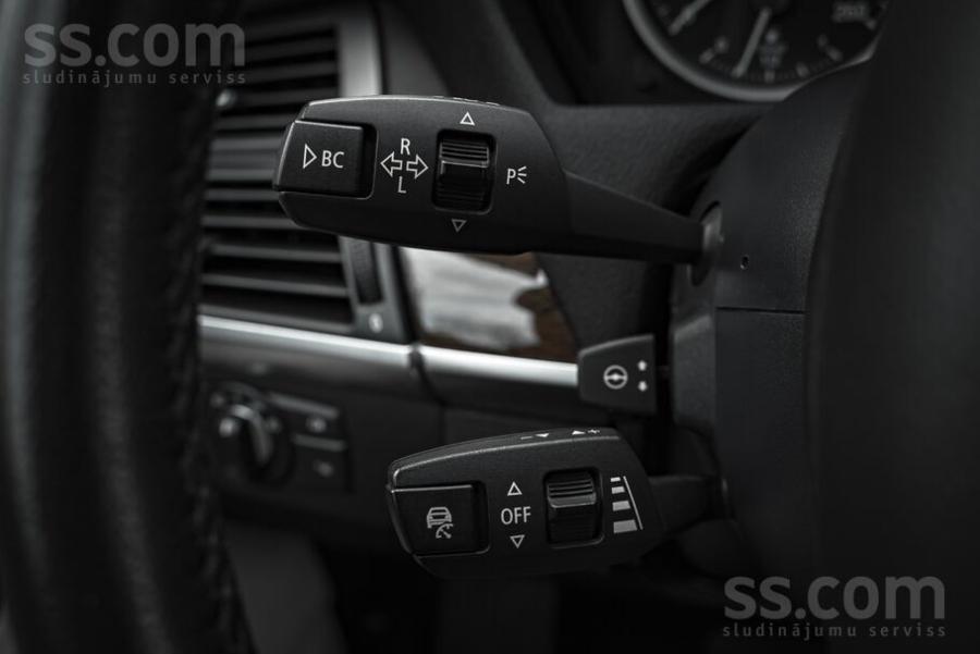 BMW X6 2013 in Riga, with an engine capacity of 3.00 L and mileage of 326 thousand km for 12950 €, photo 18 on AUTOMOTO.COM.LV