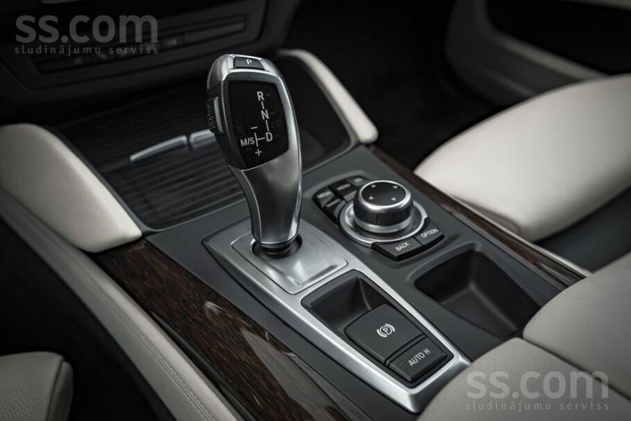 BMW X6 2013 in Riga, with an engine capacity of 3.00 L and mileage of 326 thousand km for 12950 €, photo 23 on AUTOMOTO.COM.LV