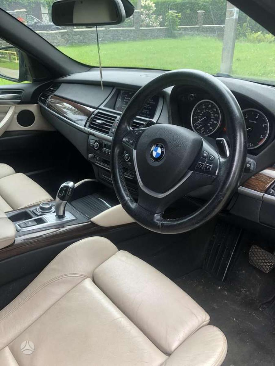 BMW X6 2013 in Kaunas, with an engine capacity of 4.00 L and mileage of 189 thousand km for 6000 €, photo 7 on AUTOMOTO.COM.LV