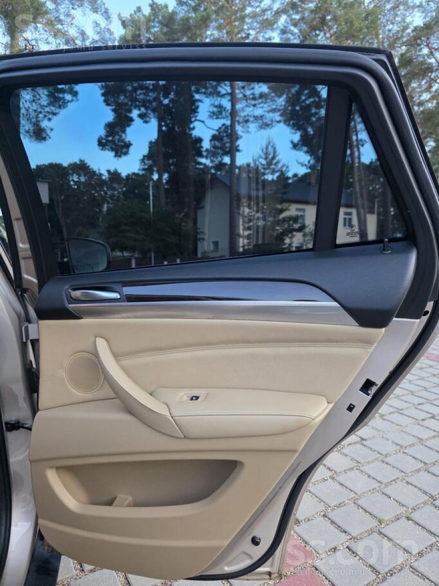BMW X6 2014 in Riga, with an engine capacity of 3.00 L and mileage of 114 thousand km for 14800 €, photo 10 on AUTOMOTO.COM.LV
