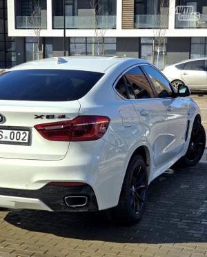 BMW X6 2015 in Vilnius, with an engine capacity of 3.00 L and mileage of 220 thousand km for 26000 €, photo 6 on AUTOMOTO.COM.LV