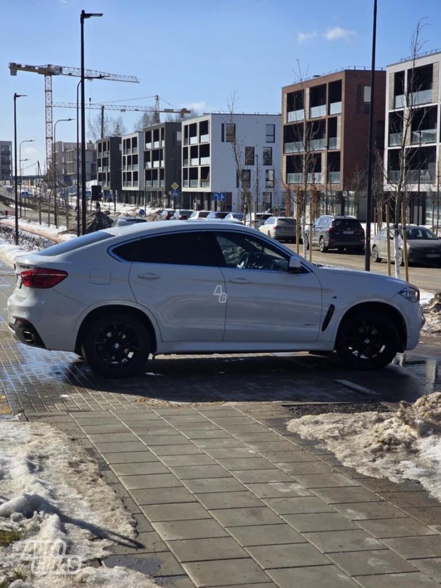 BMW X6 2015 in Vilnius, with an engine capacity of 3.00 L and mileage of 220 thousand km for 26000 €, photo 9 on AUTOMOTO.COM.LV