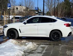 BMW X6 2015 in Vilnius, with an engine capacity of 3.00 L and mileage of 220 thousand km for 26000 €, photo 10 on AUTOMOTO.COM.LV