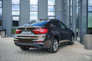 BMW X6 2016 in Kaunas, with an engine capacity of 3.00 L and mileage of 144 thousand km for 26950 €, photo 10 on AUTOMOTO.COM.LV