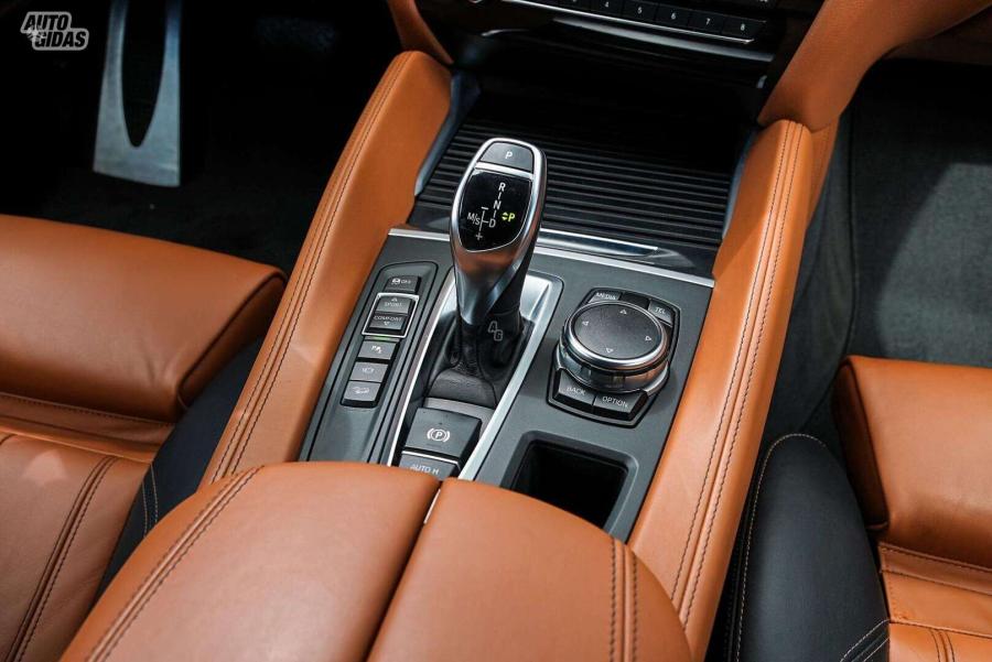 BMW X6 2016 in Kaunas, with an engine capacity of 3.00 L and mileage of 144 thousand km for 26950 €, photo 21 on AUTOMOTO.COM.LV