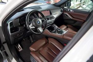 BMW X6 2020 in Kaunas, with an engine capacity of 3.00 L and mileage of 143 thousand km for 54771 €, photo 11 on AUTOMOTO.COM.LV