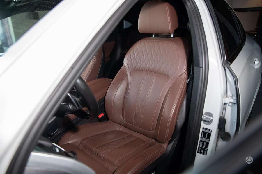 BMW X6 2020 in Kaunas, with an engine capacity of 3.00 L and mileage of 143 thousand km for 54771 €, photo 12 on AUTOMOTO.COM.LV