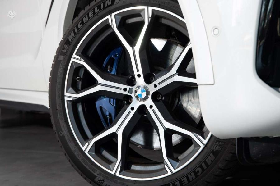 BMW X6 2020 in Kaunas, with an engine capacity of 3.00 L and mileage of 143 thousand km for 54771 €, photo 24 on AUTOMOTO.COM.LV