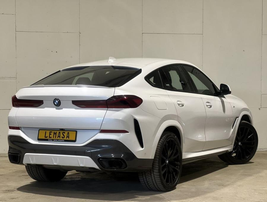 BMW X6 2021 Klaipėda, ar dzinēja tilpumu 0.00 L un nobraukumu 215 tūkst. km par 48800 €, foto 4 vietnē AUTOMOTO.COM.LV