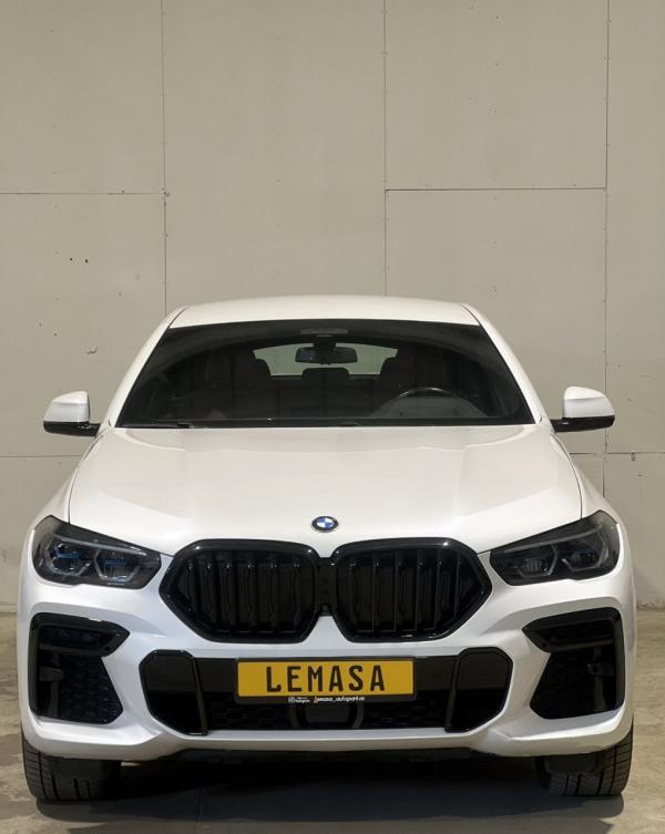 BMW X6 2021 in Klaipeda, with an engine capacity of 0.00 L and mileage of 215 thousand km for 48800 €, photo 4 on AUTOMOTO.COM.LV