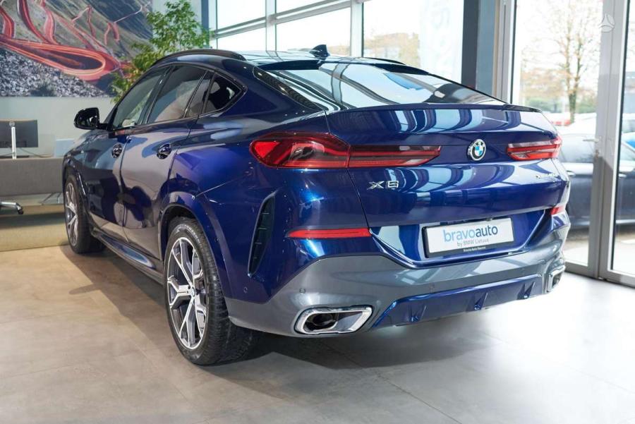 BMW X6 2022 in Kaunas, with an engine capacity of 3.00 L and mileage of 134 thousand km for 63992 €, photo 4 on AUTOMOTO.COM.LV