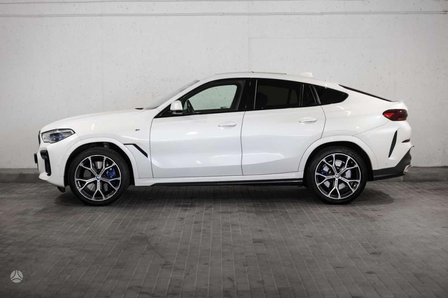 BMW X6 2022 in Vilnius, with an engine capacity of 3.00 L and mileage of 107 thousand km for 57992 €, photo 5 on AUTOMOTO.COM.LV