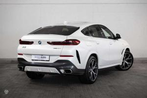 BMW X6 2022 in Vilnius, with an engine capacity of 3.00 L and mileage of 107 thousand km for 57992 €, photo 10 on AUTOMOTO.COM.LV