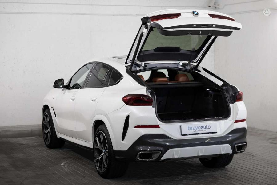 BMW X6 2022 in Vilnius, with an engine capacity of 3.00 L and mileage of 107 thousand km for 57992 €, photo 13 on AUTOMOTO.COM.LV