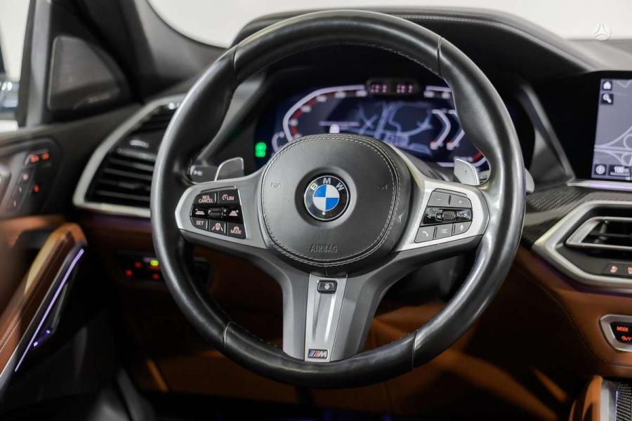 BMW X6 2022 in Vilnius, with an engine capacity of 3.00 L and mileage of 107 thousand km for 57992 €, photo 27 on AUTOMOTO.COM.LV