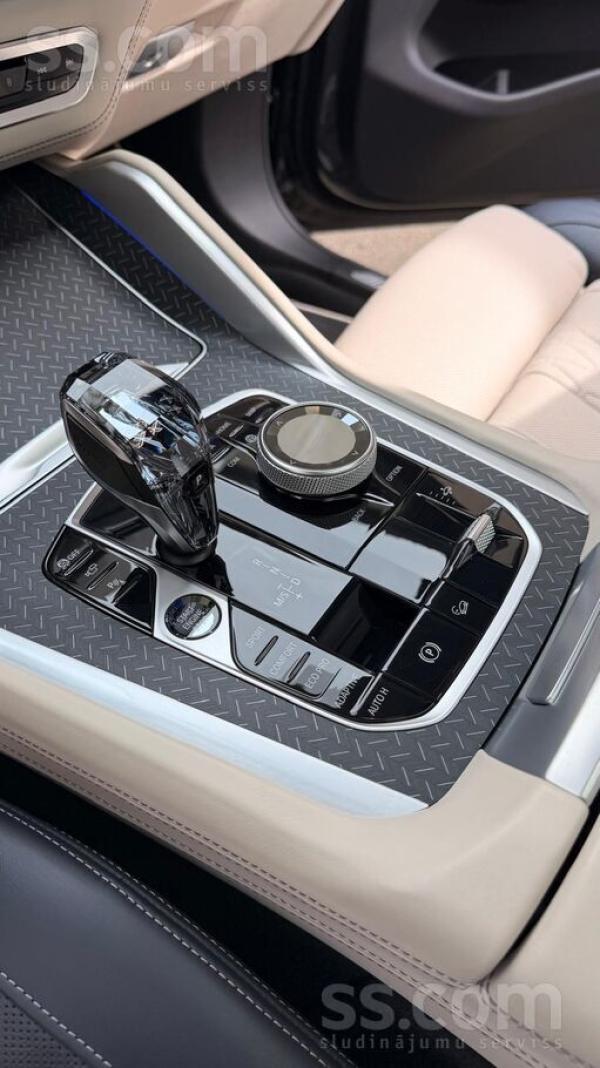 BMW X6 2022 in Riga, with an engine capacity of 3.00 L and mileage of 96 thousand km for 65900 €, photo 7 on AUTOMOTO.COM.LV