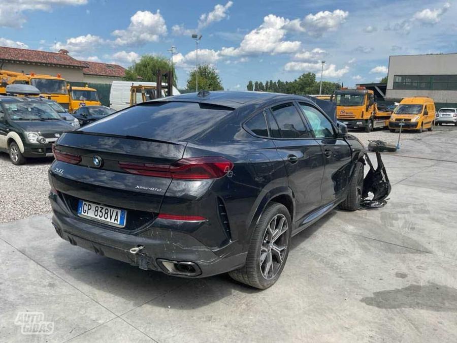 BMW X6 2023 in Panevezys, with an engine capacity of 3.00 L and mileage of 44 thousand km for 22500 €, photo 2 on AUTOMOTO.COM.LV