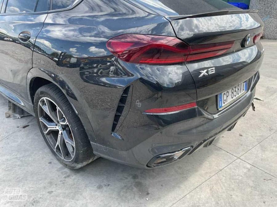 BMW X6 2023 in Panevezys, with an engine capacity of 3.00 L and mileage of 44 thousand km for 22500 €, photo 12 on AUTOMOTO.COM.LV