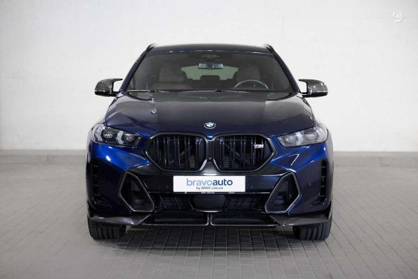 BMW X6 2023 in Vilnius, with an engine capacity of 4.40 L and mileage of 18 thousand km for 89771 €, photo 2 on AUTOMOTO.COM.LV