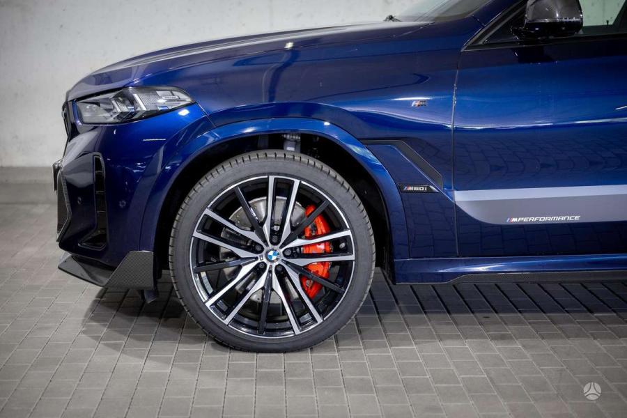 BMW X6 2023 in Vilnius, with an engine capacity of 4.40 L and mileage of 18 thousand km for 89771 €, photo 6 on AUTOMOTO.COM.LV