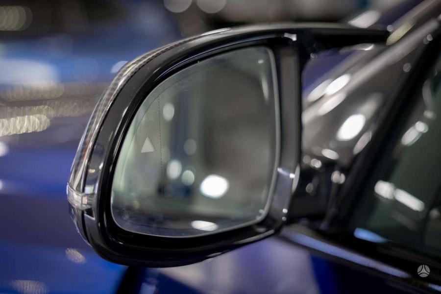 BMW X6 2023 in Vilnius, with an engine capacity of 4.40 L and mileage of 18 thousand km for 89771 €, photo 9 on AUTOMOTO.COM.LV