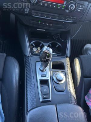 Green BMW X6 2010 in Riga, with an engine capacity of 3.00 L and mileage of 218 thousand km for 12700 €, photo 10 on AUTOMOTO.COM.LV