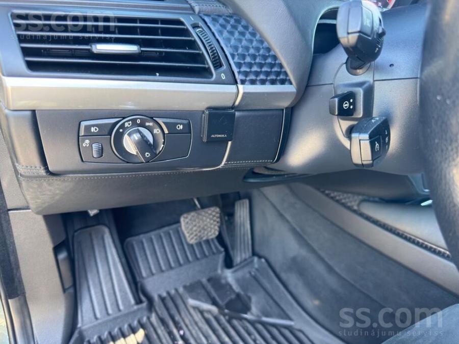 Green BMW X6 2010 in Riga, with an engine capacity of 3.00 L and mileage of 218 thousand km for 12700 €, photo 17 on AUTOMOTO.COM.LV