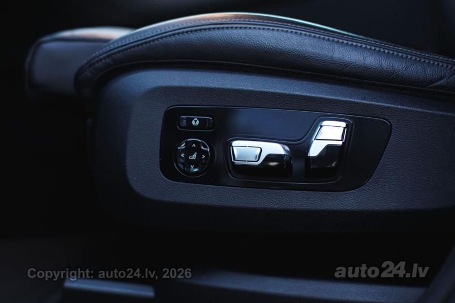 Zaļš BMW X6 2021 Tallina, ar dzinēja tilpumu 3.00 L un nobraukumu 144 tūkst. km par 59900 €, foto 25 vietnē AUTOMOTO.COM.LV