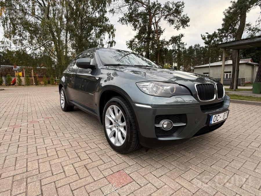 Green BMW X6 2009 in Valmiera, with an engine capacity of 3.00 L and mileage of 303 thousand km for 9990 €, photo 3 on AUTOMOTO.COM.LV