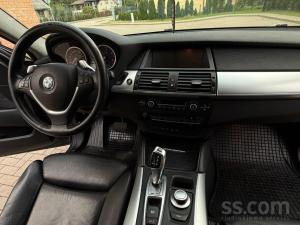 Green BMW X6 2009 in Valmiera, with an engine capacity of 3.00 L and mileage of 303 thousand km for 9990 €, photo 6 on AUTOMOTO.COM.LV