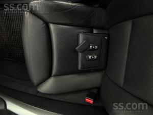 Green BMW X6 2009 in Valmiera, with an engine capacity of 3.00 L and mileage of 303 thousand km for 9990 €, photo 13 on AUTOMOTO.COM.LV