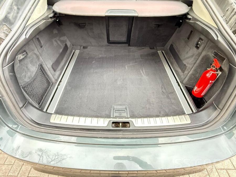 Green BMW X6 2009 in Valmiera, with an engine capacity of 3.00 L and mileage of 303 thousand km for 9990 €, photo 14 on AUTOMOTO.COM.LV