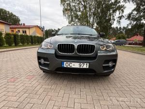 Green BMW X6 2009 in Valmiera, with an engine capacity of 3.00 L and mileage of 303 thousand km for 9990 €, photo 18 on AUTOMOTO.COM.LV