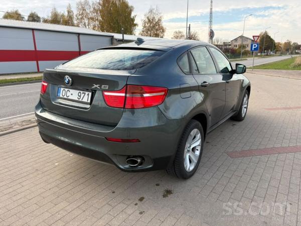 Green BMW X6 2009 in Valmiera, with an engine capacity of 3.00 L and mileage of 303 thousand km for 9000 €, photo 6 on AUTOMOTO.COM.LV