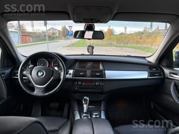 Green BMW X6 2009 in Valmiera, with an engine capacity of 3.00 L and mileage of 303 thousand km for 9000 €, photo 7 on AUTOMOTO.COM.LV