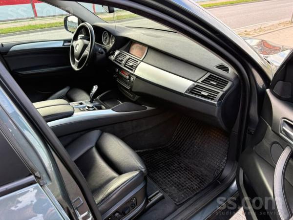 Green BMW X6 2009 in Valmiera, with an engine capacity of 3.00 L and mileage of 303 thousand km for 9000 €, photo 11 on AUTOMOTO.COM.LV