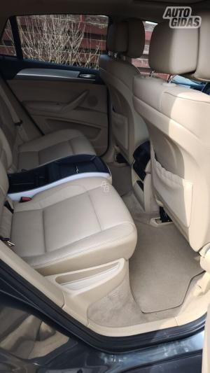 Zaļš BMW X6 2011 Kretinga, ar dzinēja tilpumu 3.00 L un nobraukumu 285 tūkst. km par 12400 €, foto 14 vietnē AUTOMOTO.COM.LV