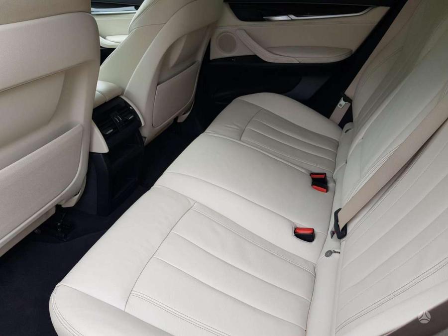 Zaļš BMW X6 2014 Šauļi, ar dzinēja tilpumu 2.99 L un nobraukumu 300 tūkst. km par 17200 €, foto 13 vietnē AUTOMOTO.COM.LV