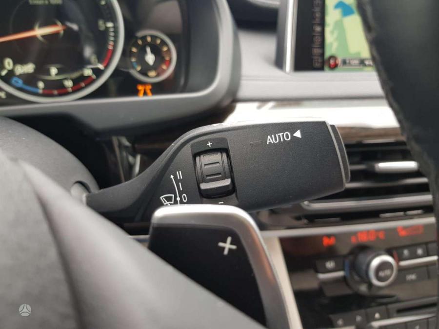 Zaļš BMW X6 2014 Šauļi, ar dzinēja tilpumu 2.99 L un nobraukumu 300 tūkst. km par 17200 €, foto 23 vietnē AUTOMOTO.COM.LV