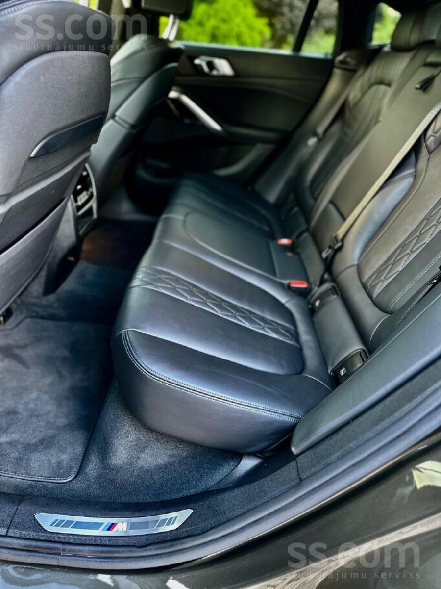 Green BMW X6 2019 in Riga, with an engine capacity of 3.00 L and mileage of 159 thousand km for 50400 €, photo 13 on AUTOMOTO.COM.LV