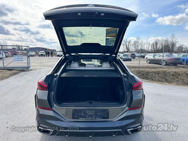 Zaļš BMW X6 2020 Tartu, ar dzinēja tilpumu 3.00 L un nobraukumu 118 tūkst. km par 69990 €, foto 9 vietnē AUTOMOTO.COM.LV