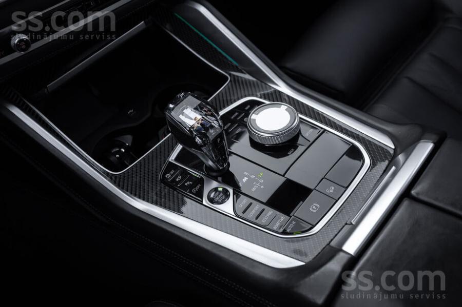 Zaļš BMW X6 2020 Jelgava, ar dzinēja tilpumu 4.40 L un nobraukumu 138 tūkst. km par 62000 €, foto 13 vietnē AUTOMOTO.COM.LV