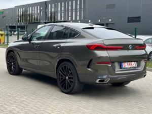 Green BMW X6 2020 in Riga, with an engine capacity of 3.00 L and mileage of 161 thousand km for 75900 €, photo 5 on AUTOMOTO.COM.LV