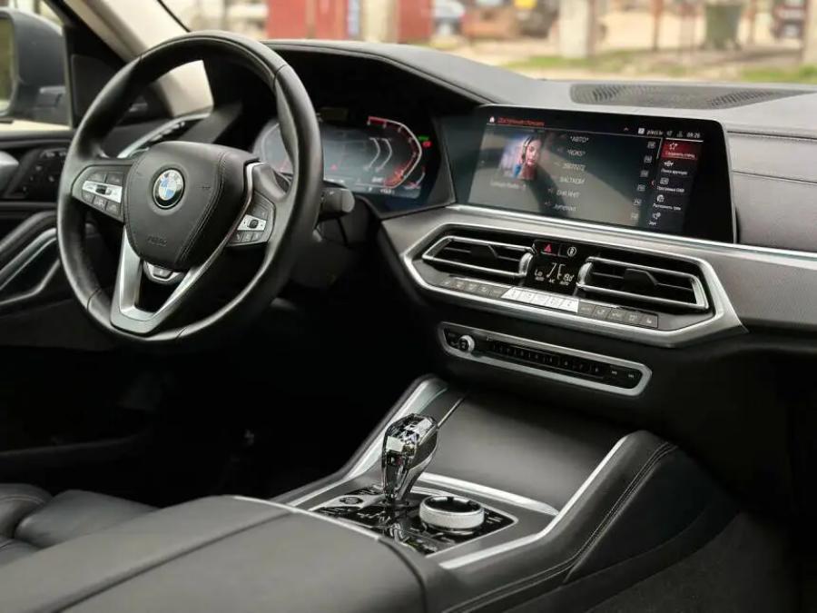Green BMW X6 2020 in Riga, with an engine capacity of 3.00 L and mileage of 161 thousand km for 75900 €, photo 9 on AUTOMOTO.COM.LV